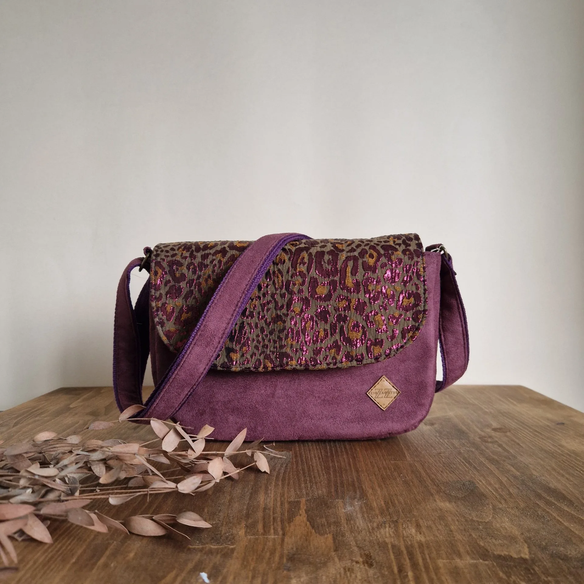 Sac Besace en Tissu Jacquard | Pratique Chic pour Femme Active